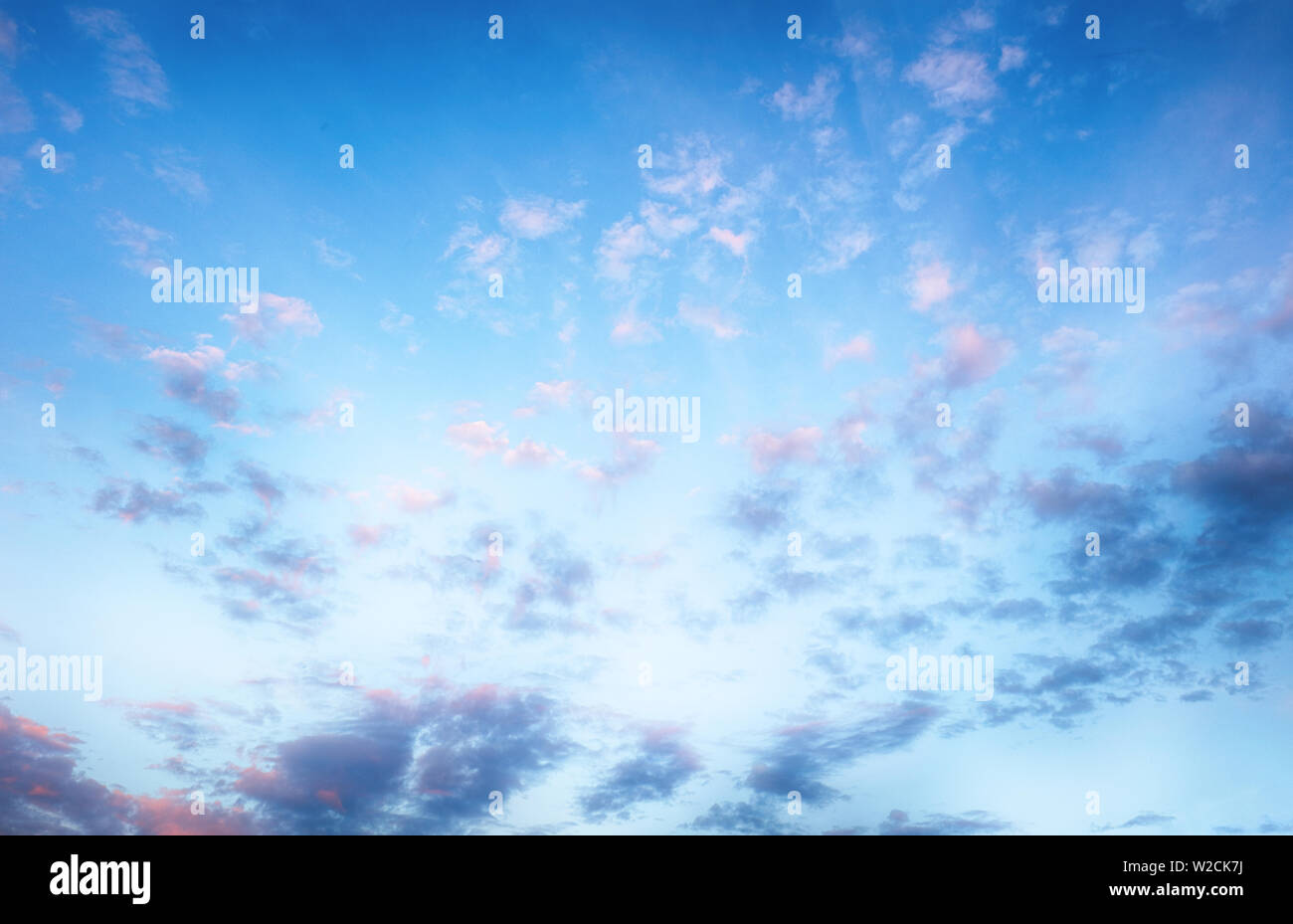 Blue sky only hi-res stock photography and images - Alamy