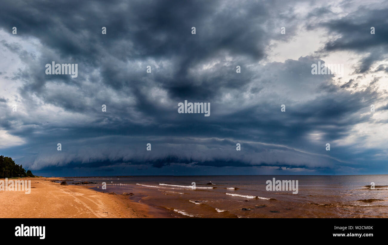 Dramatic Storm Clouds over sea Stock Photo - Alamy