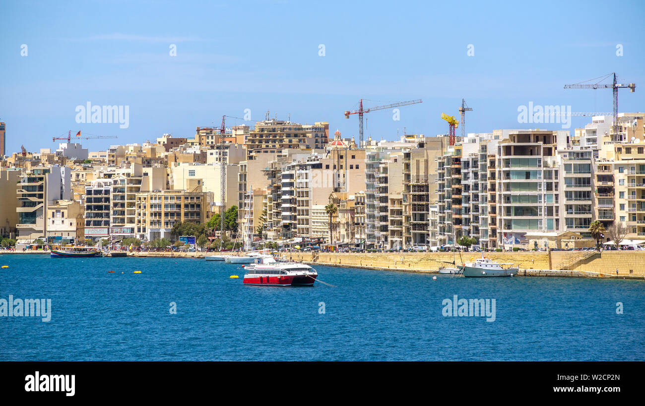 Malta, Sliema: Panoramic view of a popular tourist destination in the ...