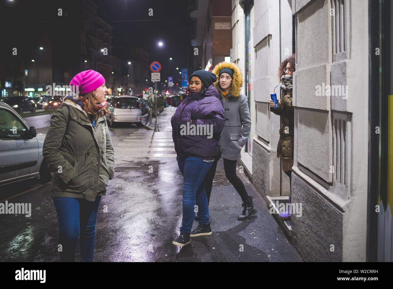 Excursion planning hi-res stock photography and images - Alamy