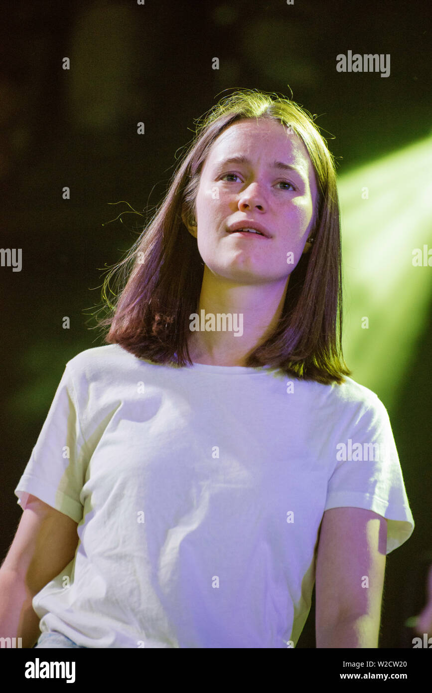 Sigrid singer hi-res stock photography and images - Alamy