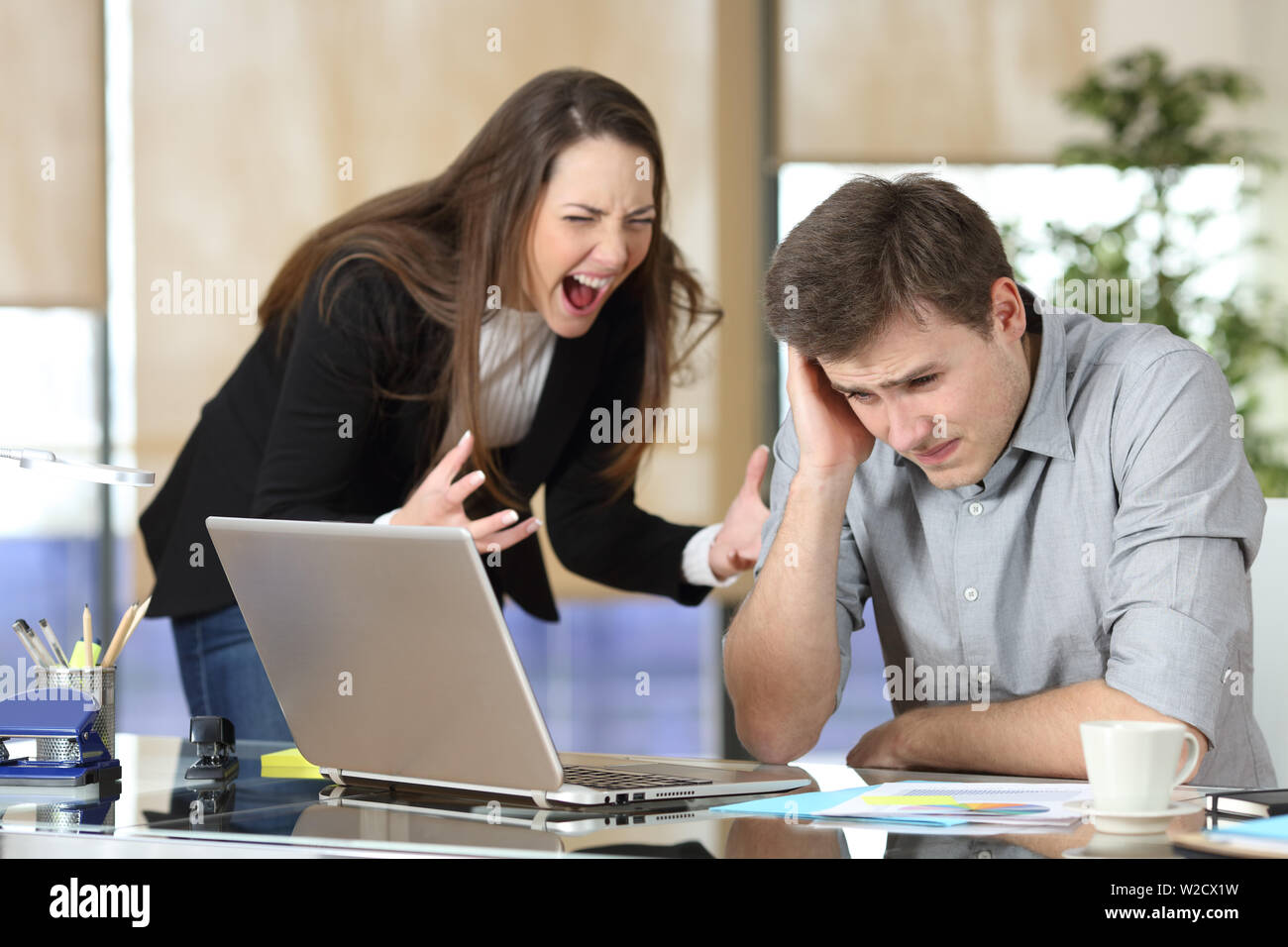 Shout at staff hi-res stock photography and images - Alamy