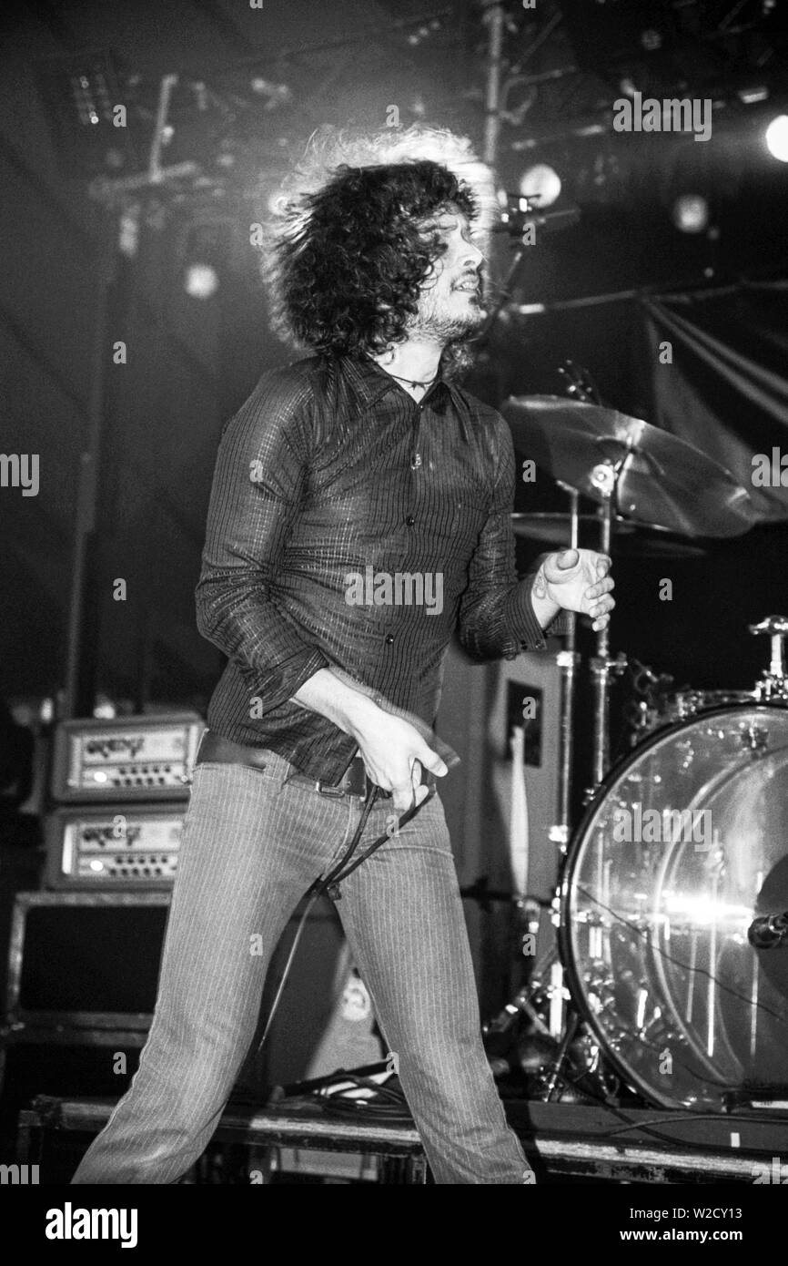 Reading group uk Black and White Stock Photos & Images - Alamy