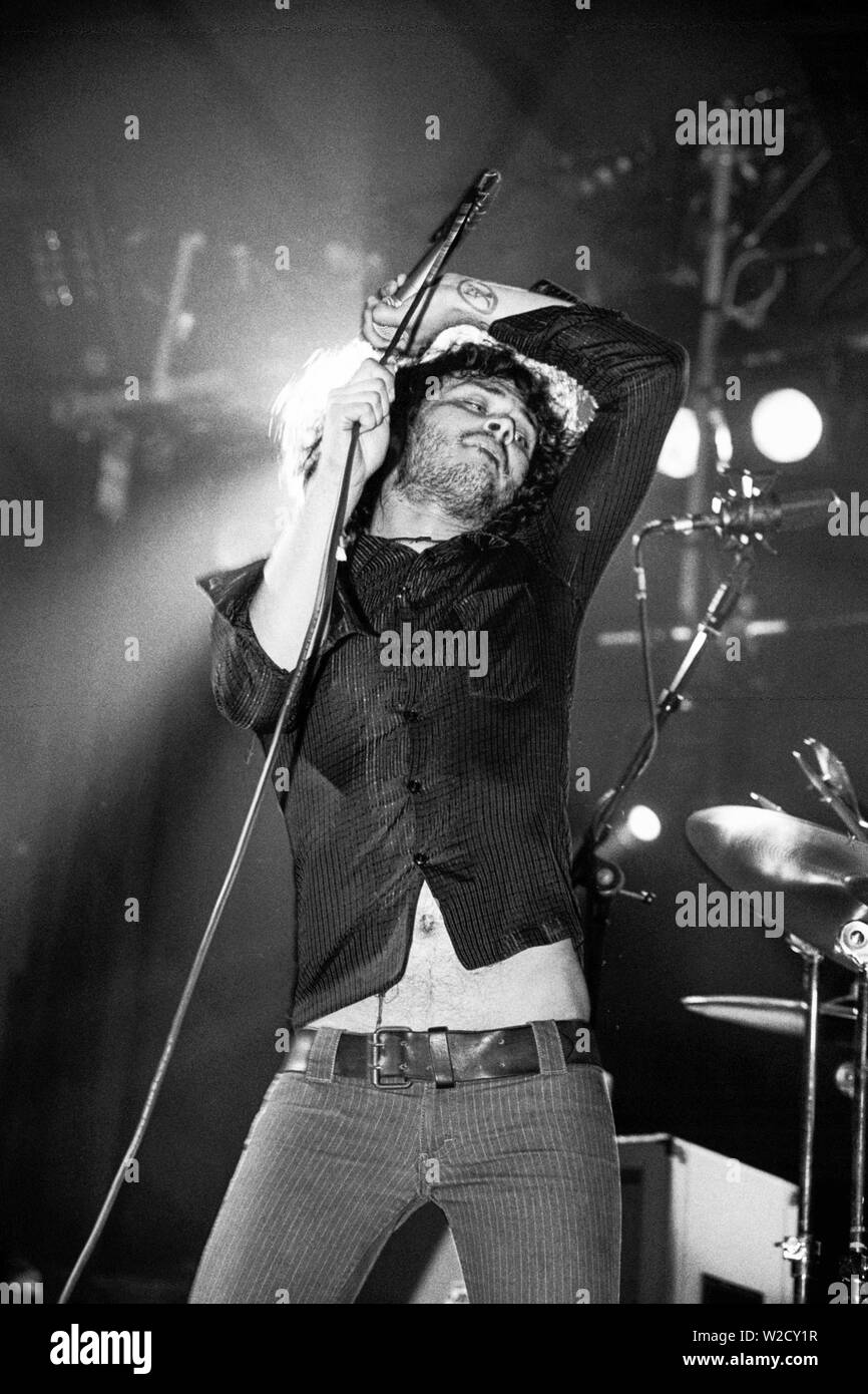 Reading group uk Black and White Stock Photos & Images - Alamy