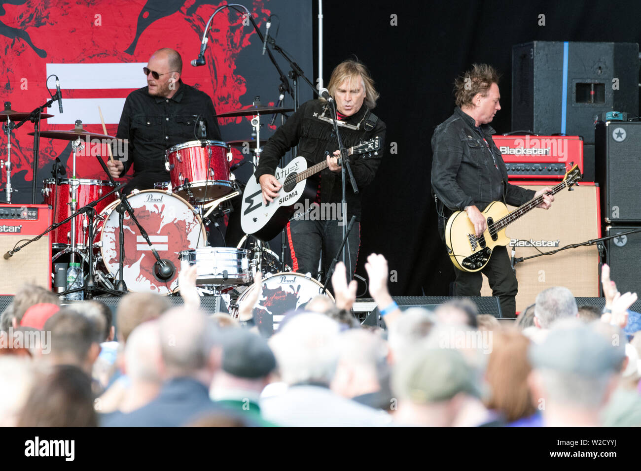 The alarm rock band hi-res stock photography and images - Alamy