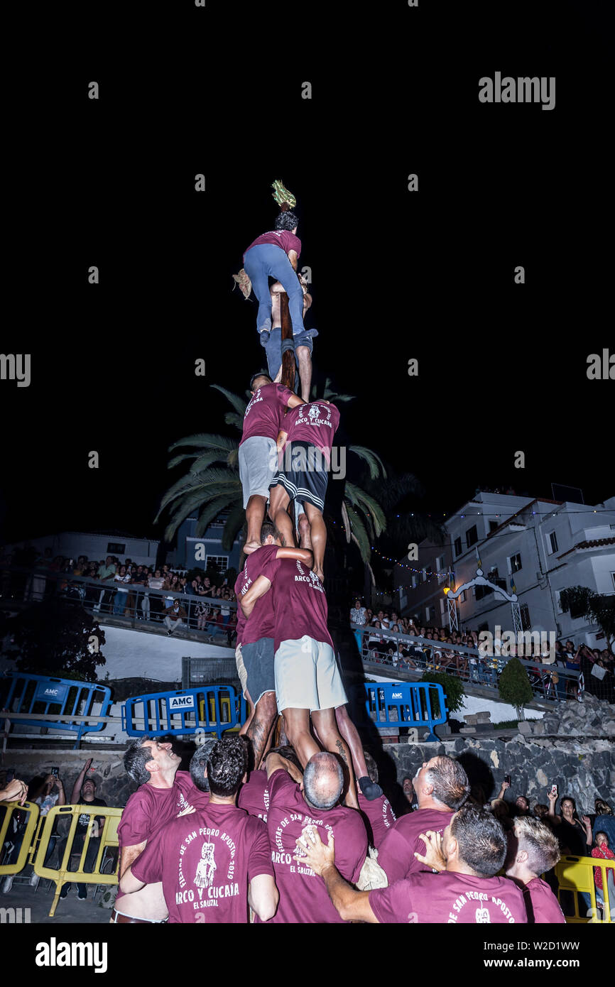 Cockaigne pole traditional festival in El Sauzal municipality (Tenerife ...