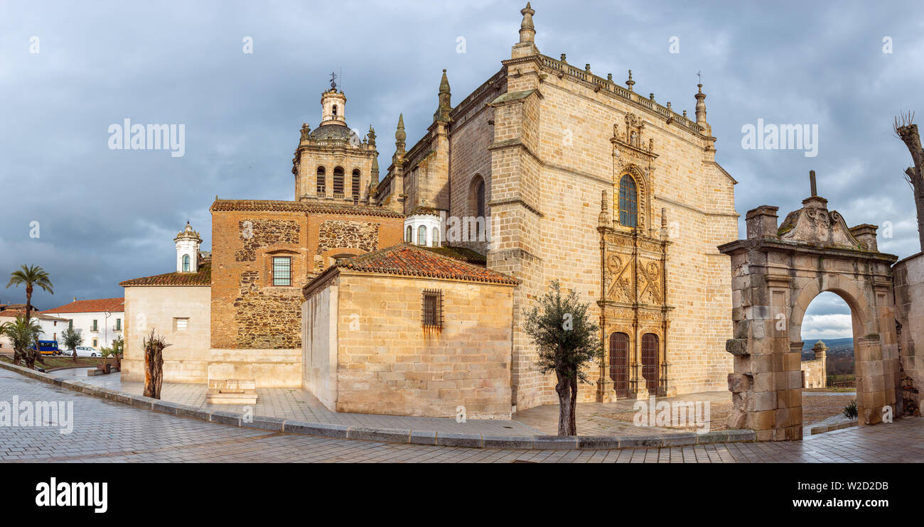 Coria cathedral hi-res stock photography and images - Alamy