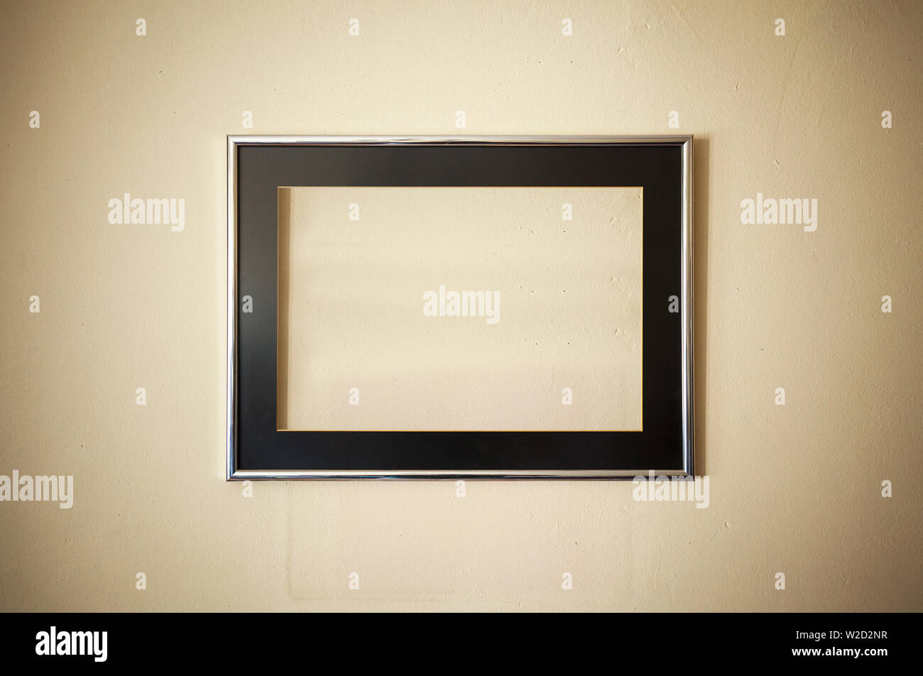 Details of an old empty picture frame on old wall Stock Photo - Alamy
