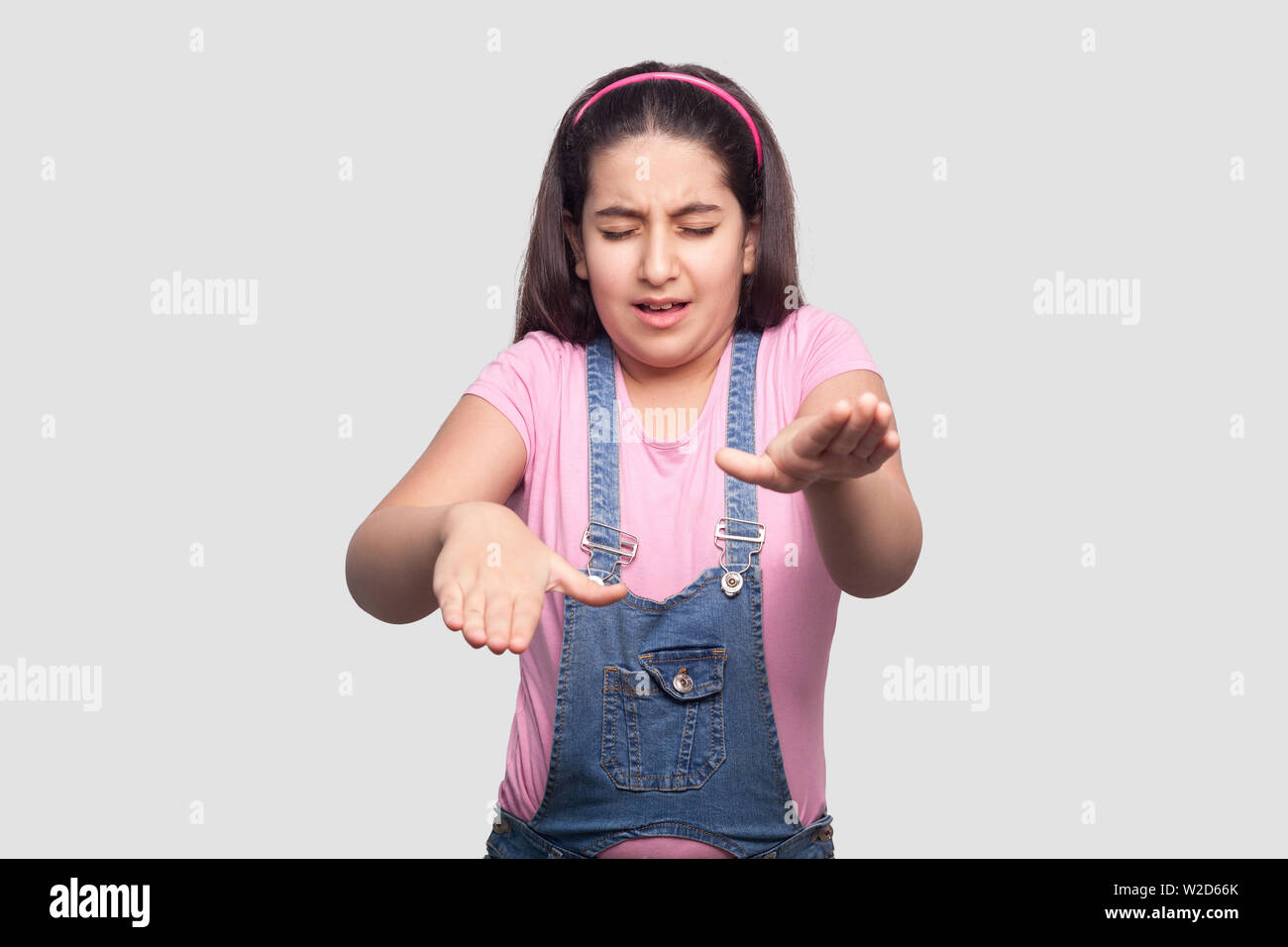 Indian blind girl hi-res stock photography and images - Alamy