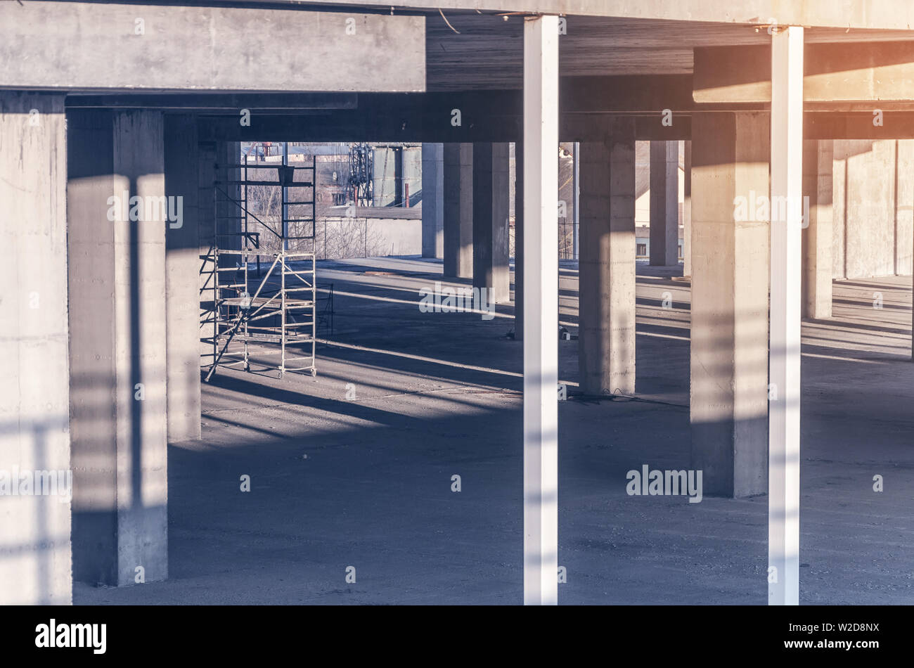 Unfinished structure hi-res stock photography and images - Alamy