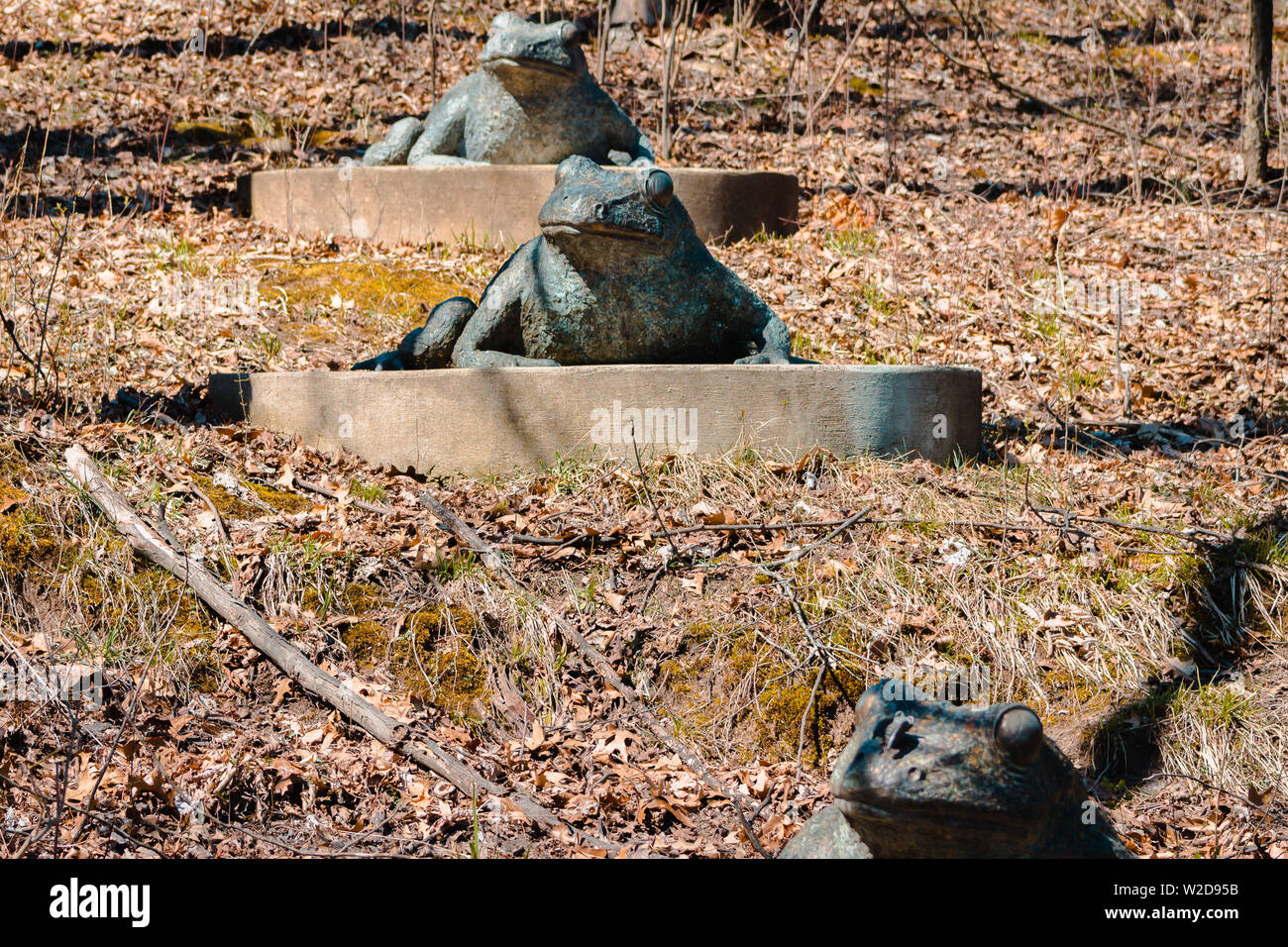Green copper statues hi-res stock photography and images - Alamy