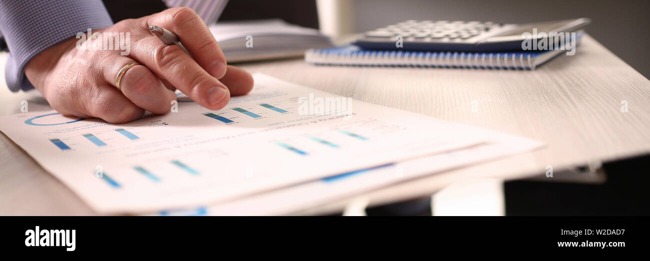 Invoice number hi-res stock photography and images - Alamy