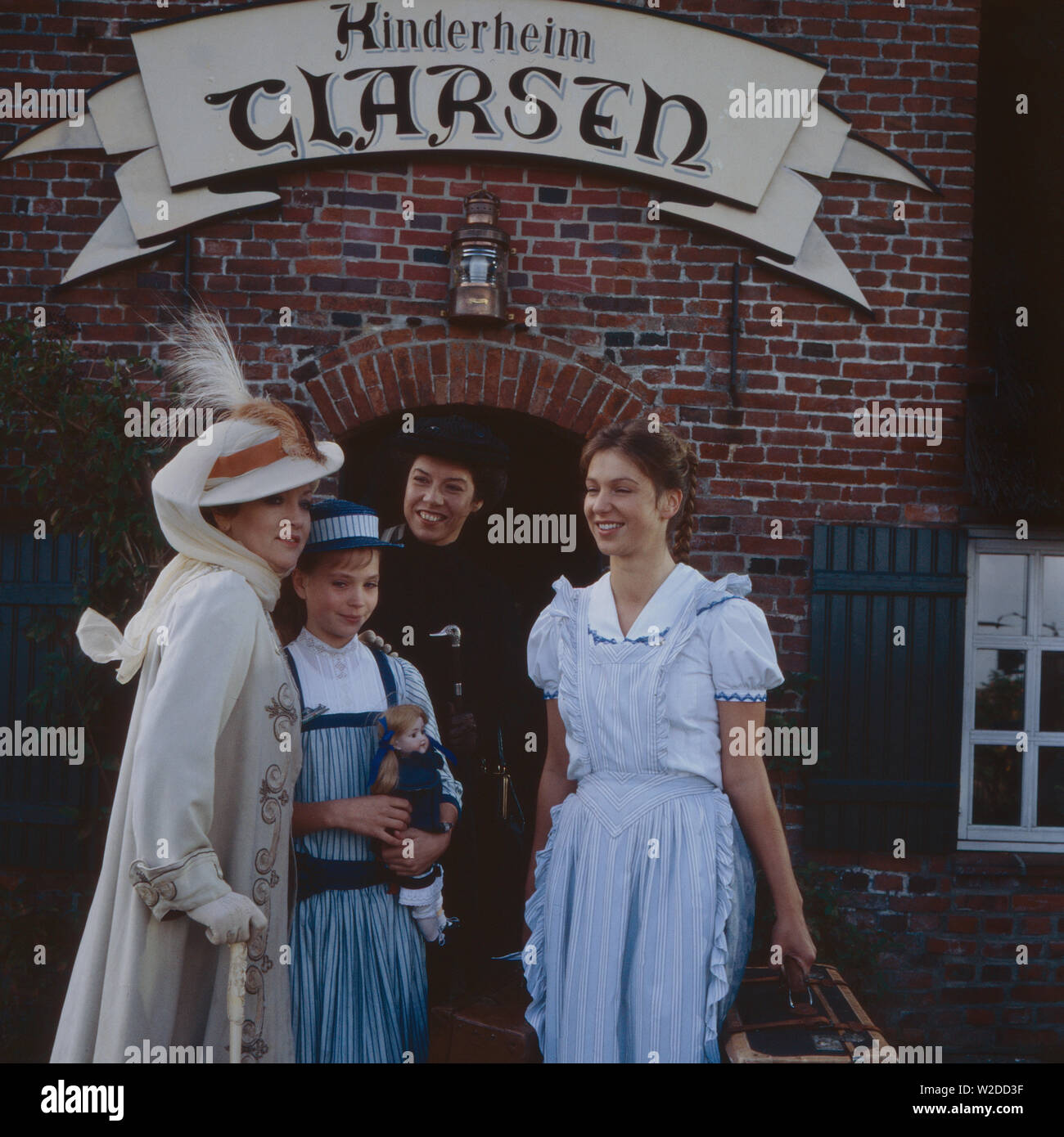 Nesthäkchen weihnachtsserie deutschland 1983 regie hi-res stock ...