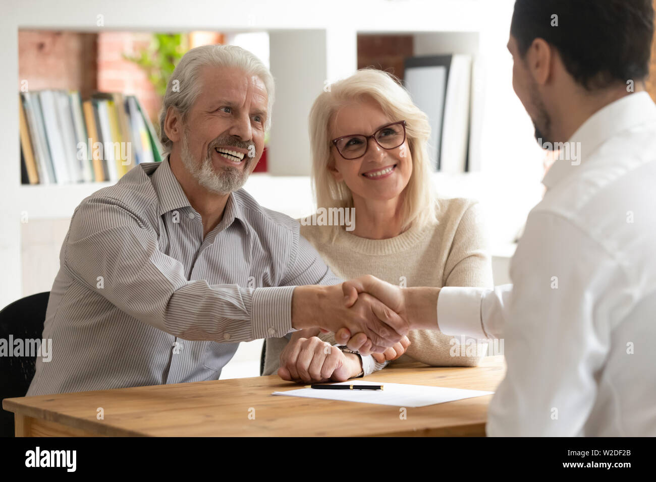 Lawyer office clients hi-res stock photography and images - Alamy