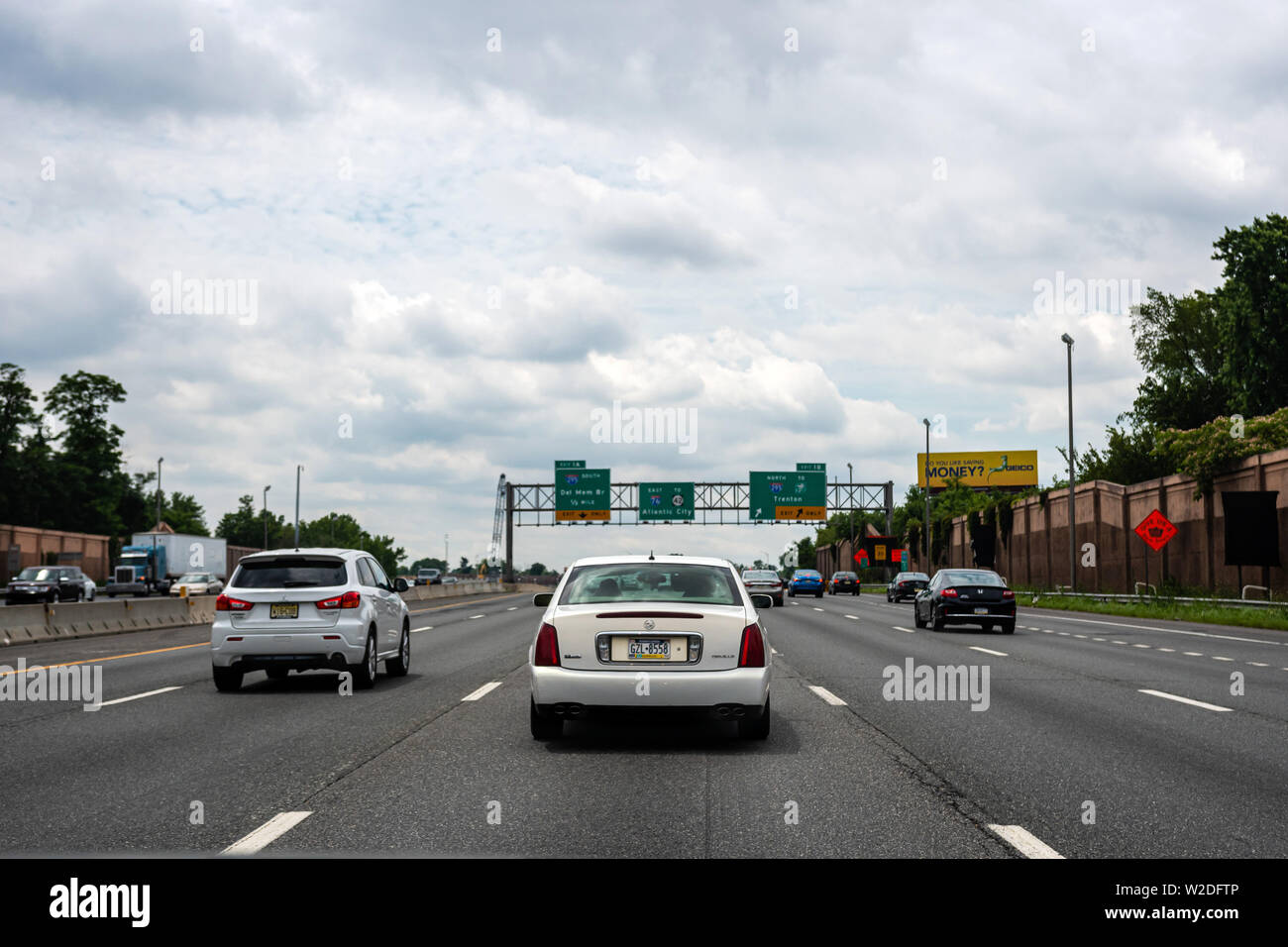 New jersey road signs hi-res stock photography and images - Alamy