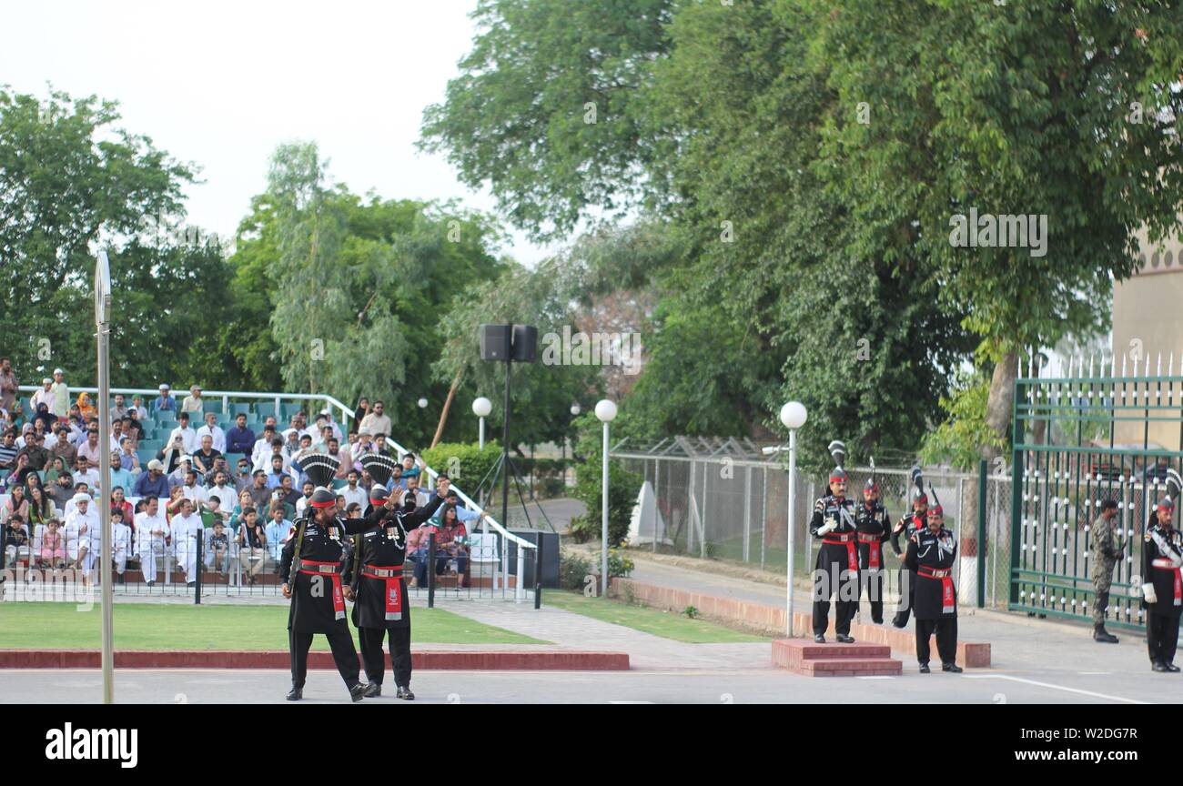 Pakistan military parade hi-res stock photography and images - Alamy