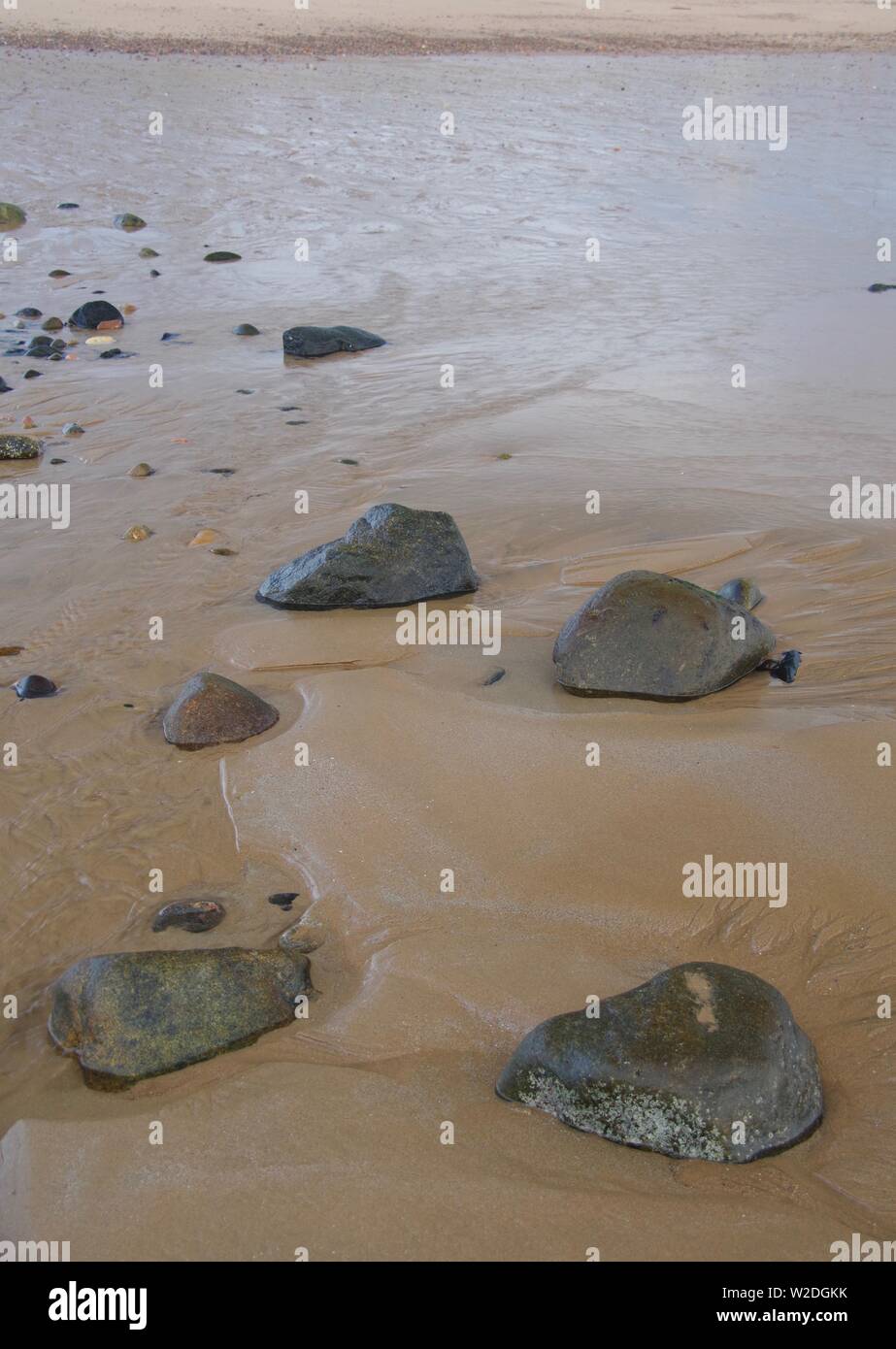 Rounded boulder on a beach hi-res stock photography and images - Alamy