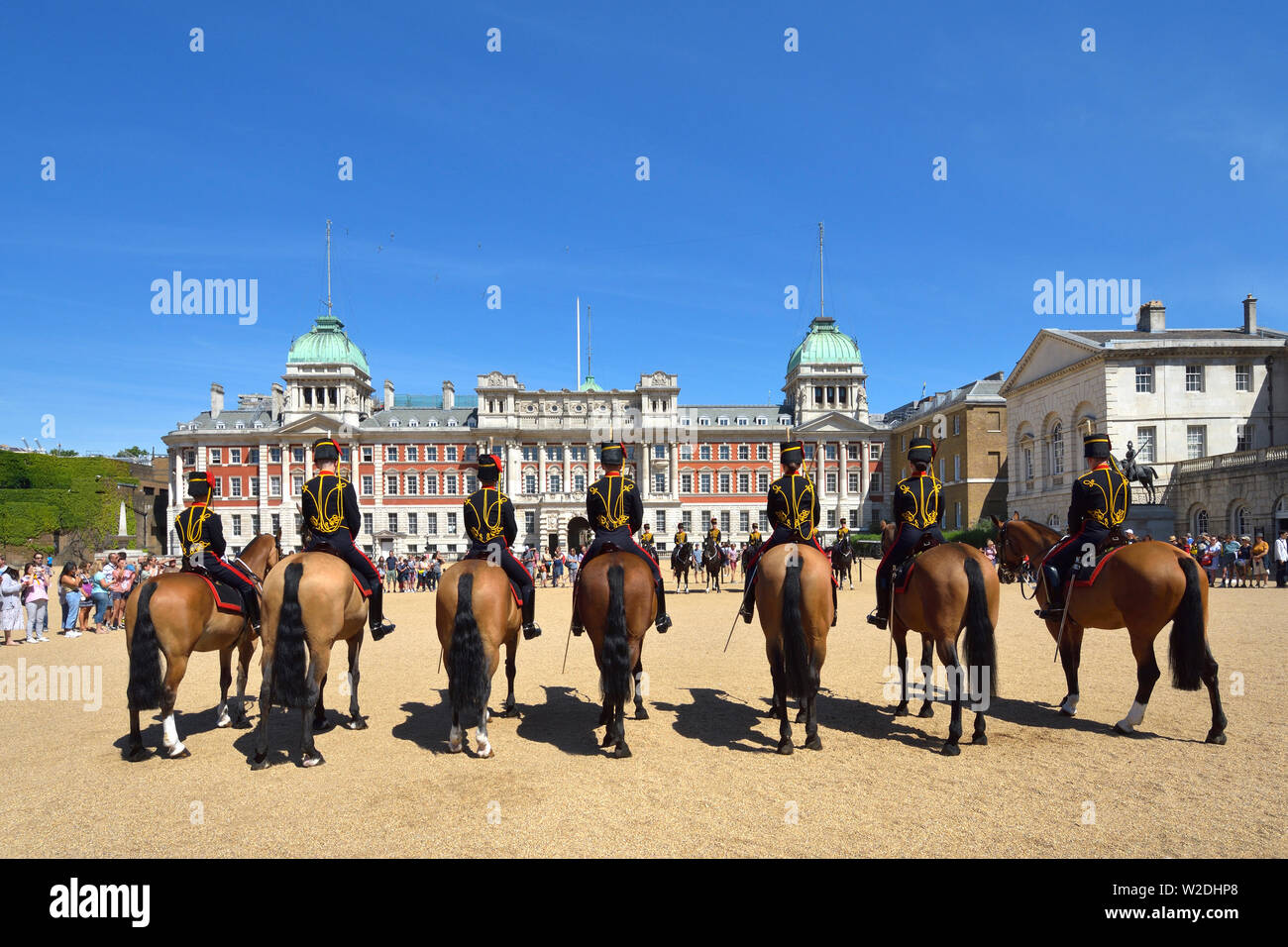 Royal horse guards uniform hi-res stock photography and images - Alamy
