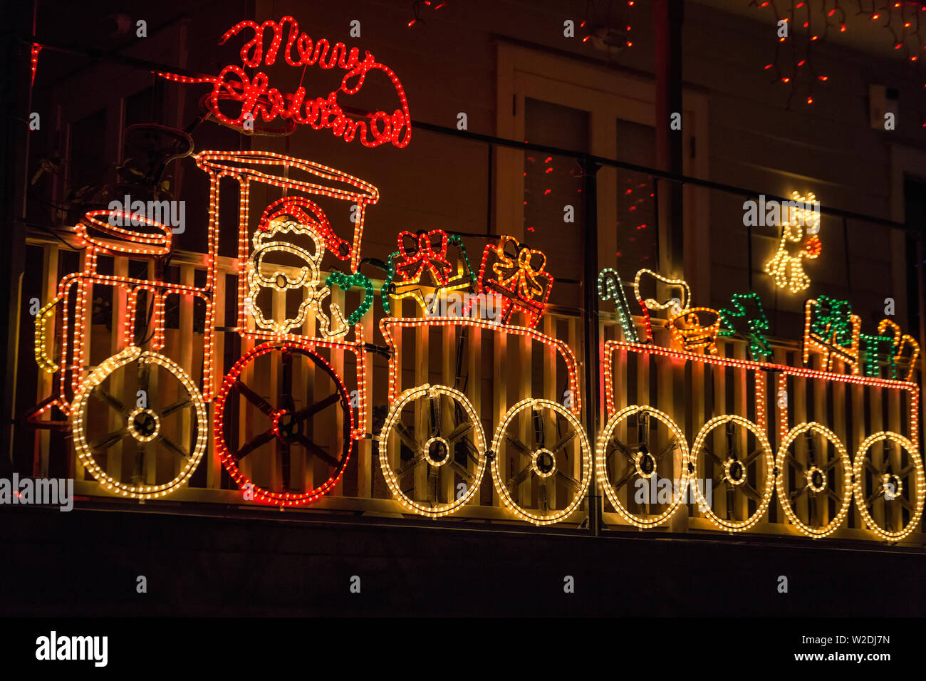 Beautiful outdoor Christmas lights every year decorating houses in ...