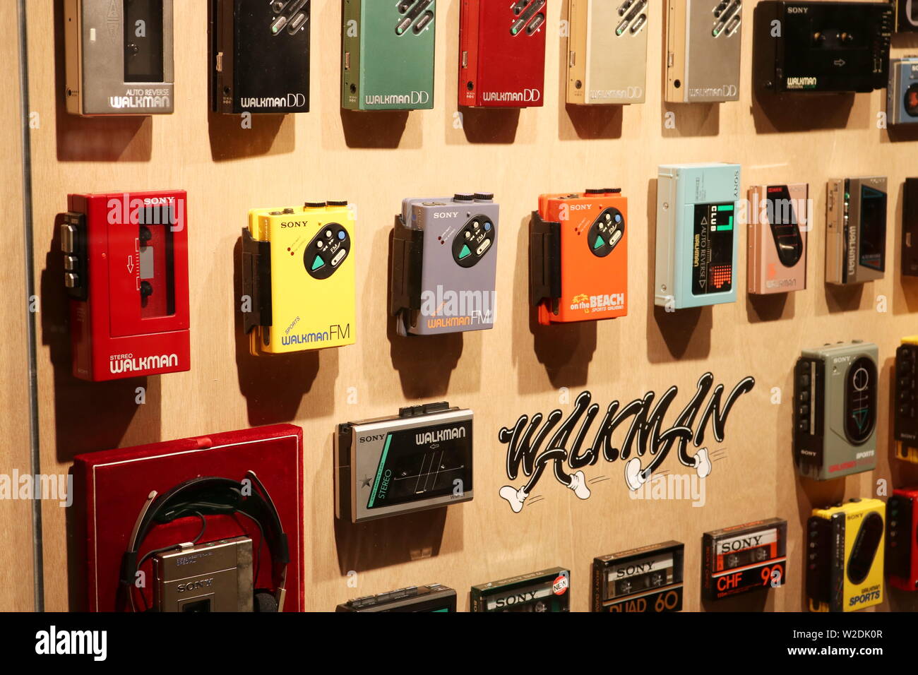 Sony walkman hi-res stock photography and images - Alamy