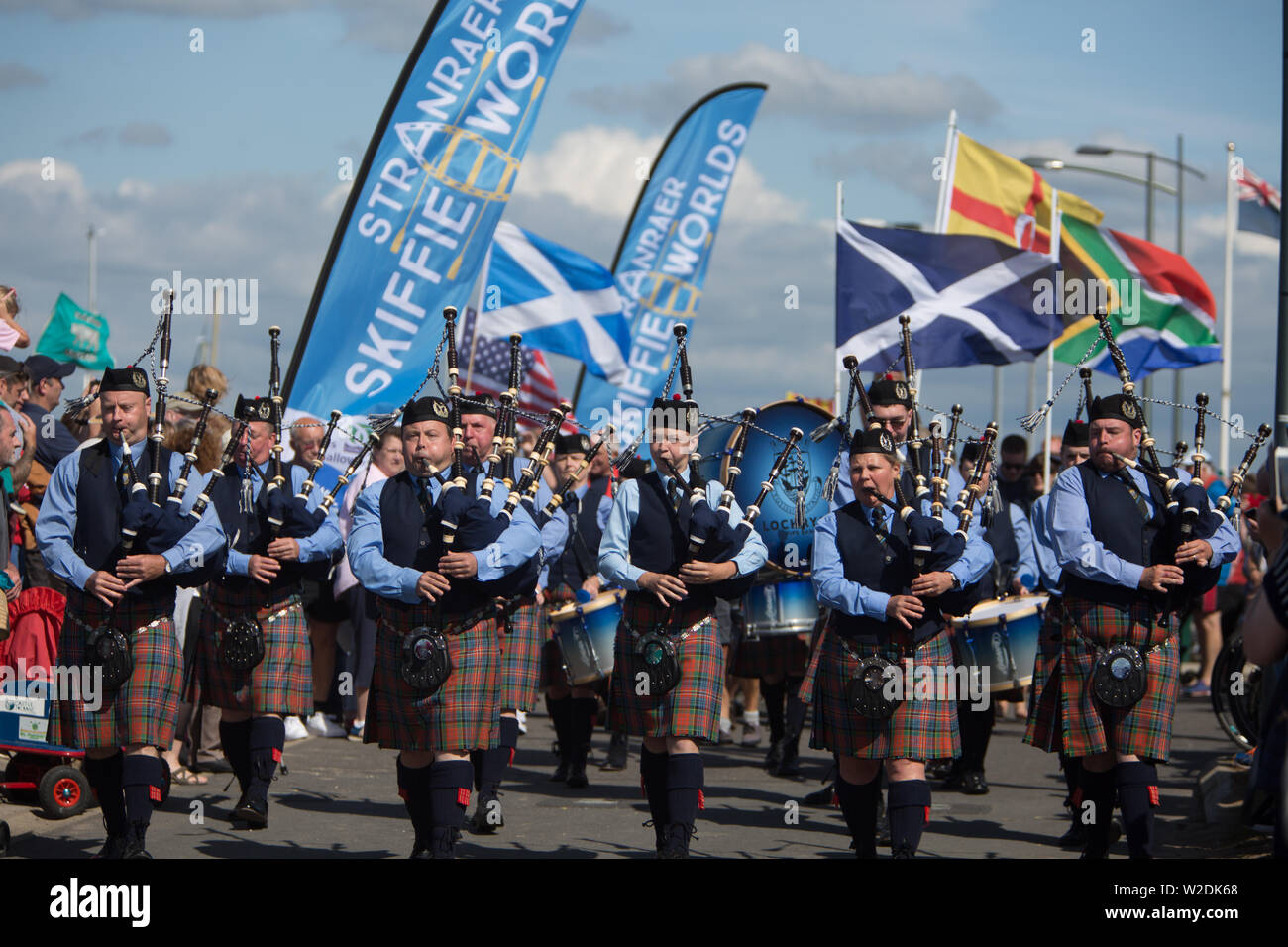 Scottish skiff hi-res stock photography and images - Alamy