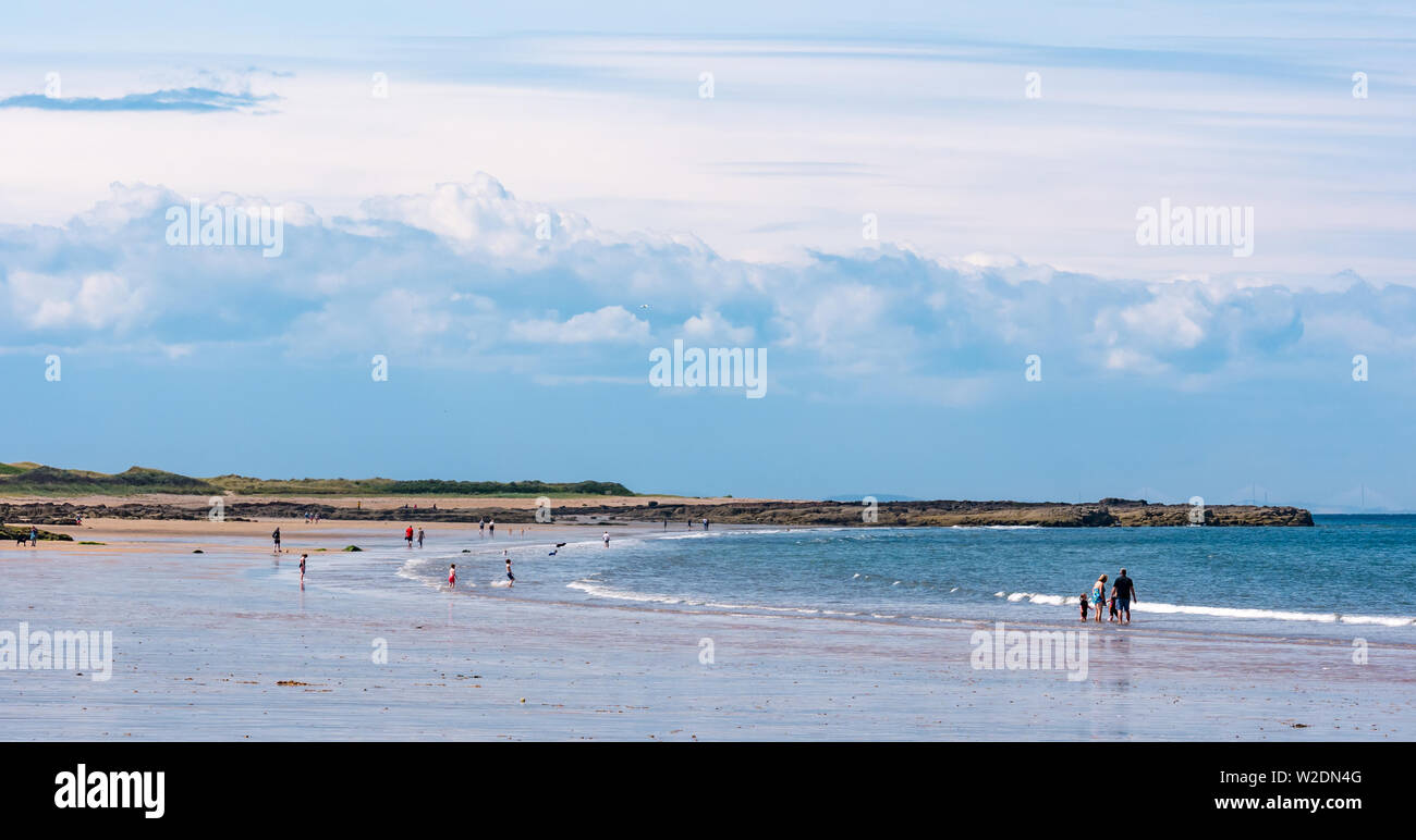 Wide curved sandy beach hi-res stock photography and images - Alamy