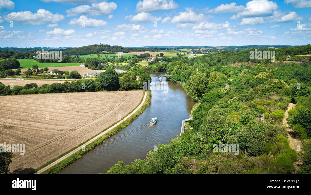 Aerial view of the Vilaine river in Plechatel (Brittany, north-western ...