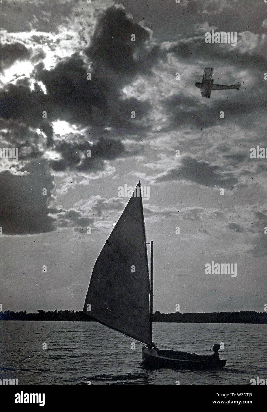 1910s boy boat hi-res stock photography and images - Alamy
