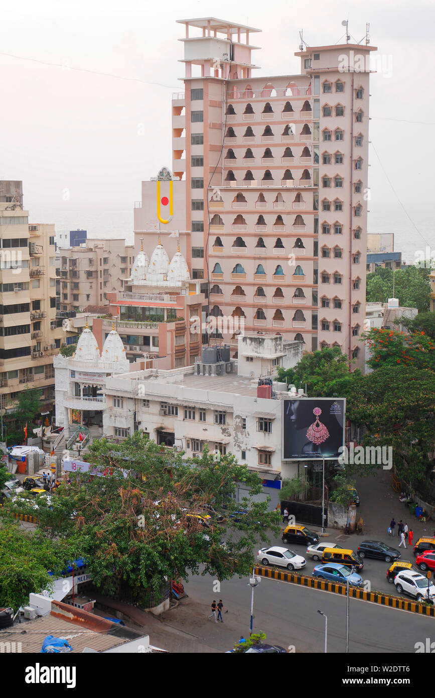 Idol of swaminarayan hi-res stock photography and images - Alamy