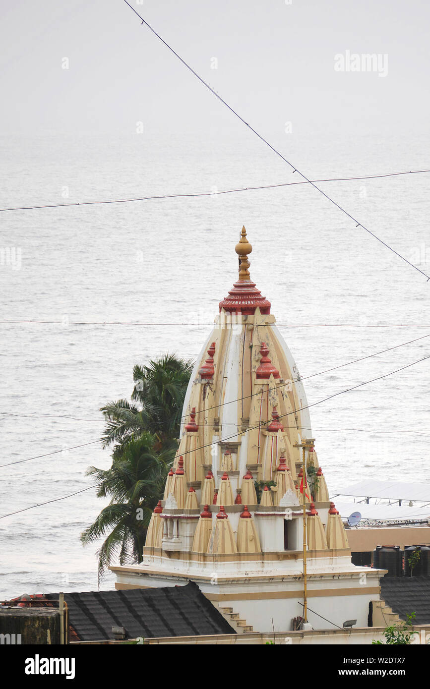 VIEW OF MAHALAXMI MANDIR/TEMPLE, MUMBAI, INDIA, ASIA Stock Photo - Alamy