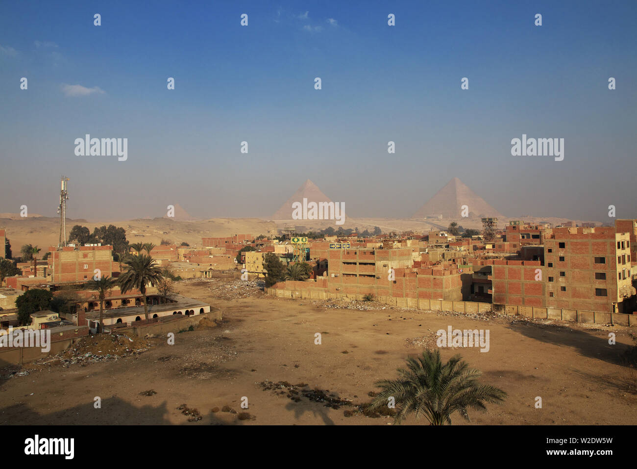 Pyramid in downtown cairo hi-res stock photography and images - Alamy