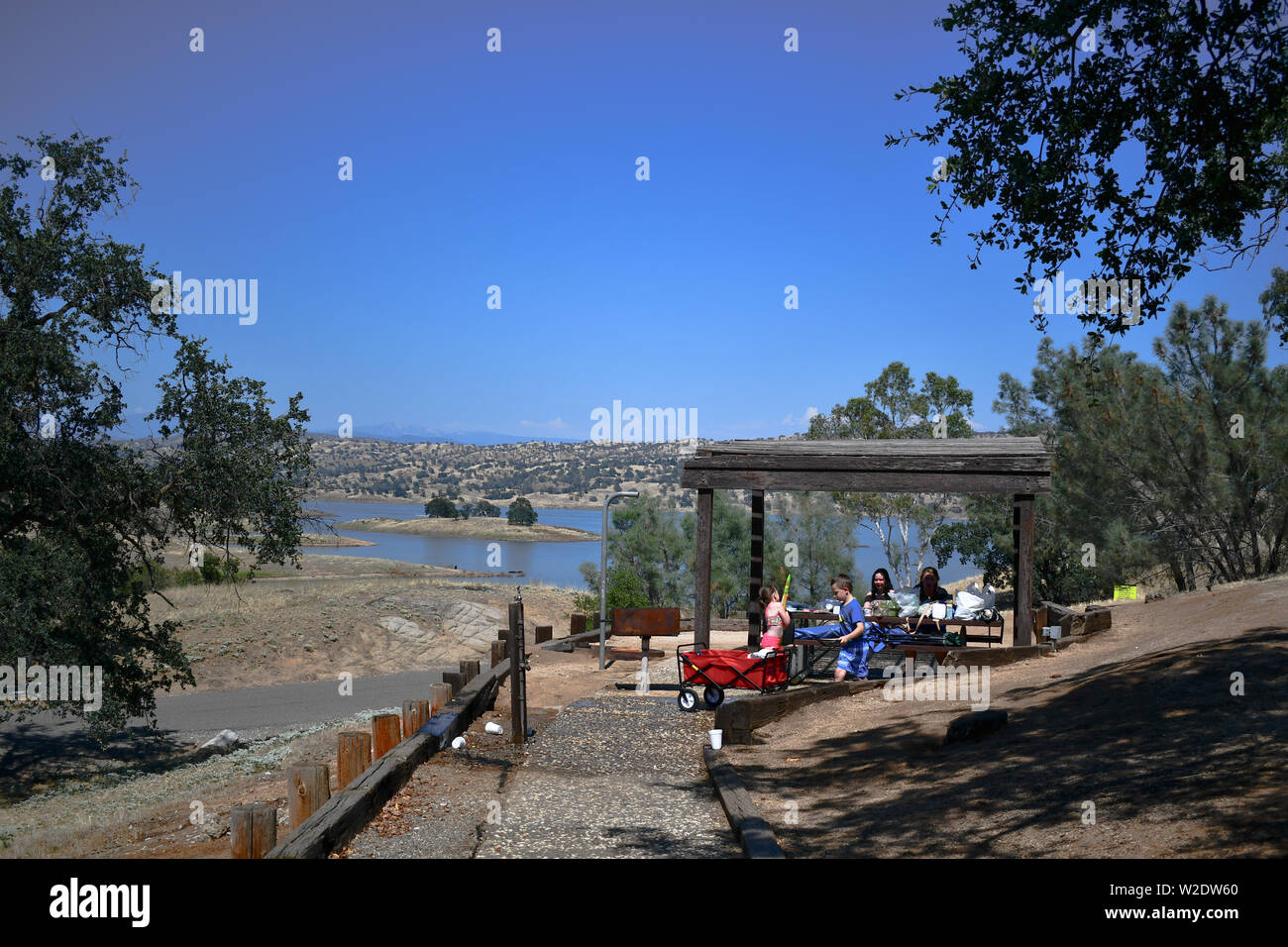 Hensley Lake Corps of Engineers Campground, Madera CA Stock Photo - Alamy