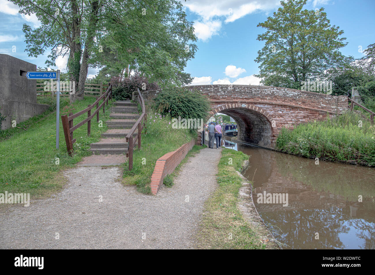 Horse barges canals hi-res stock photography and images - Alamy