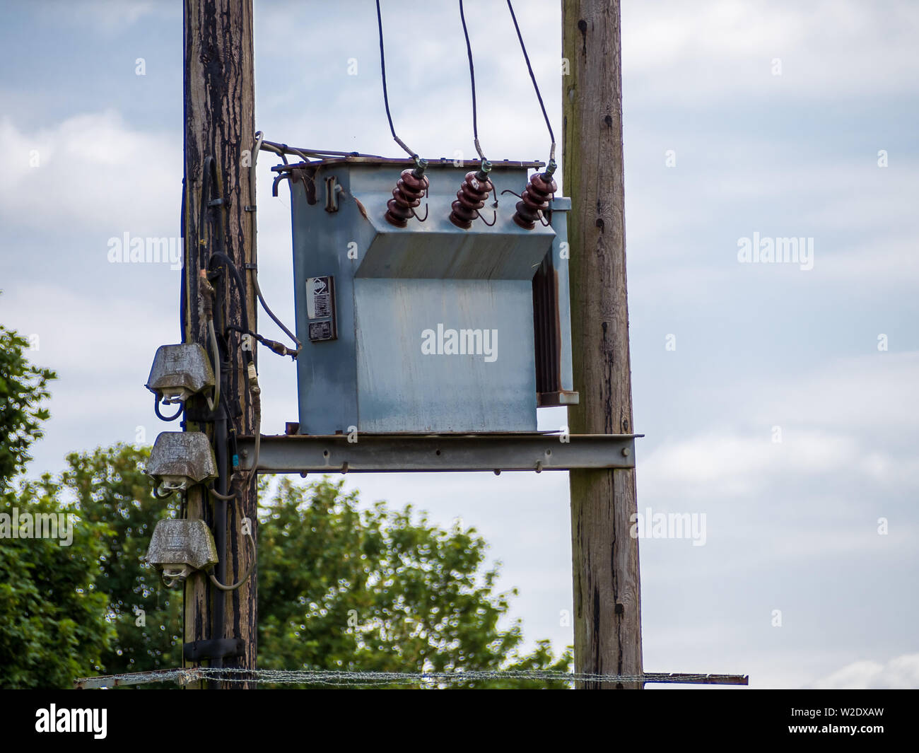 3 phase transformer hi-res stock photography and images - Alamy