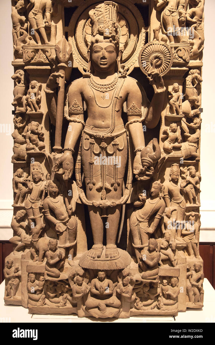 Vishnu statue vertical hi-res stock photography and images - Alamy