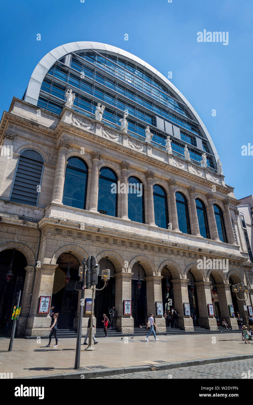 Opéra Nouvel - Lyon National Opera house, designed by Jean Nouvel, Lyon ...