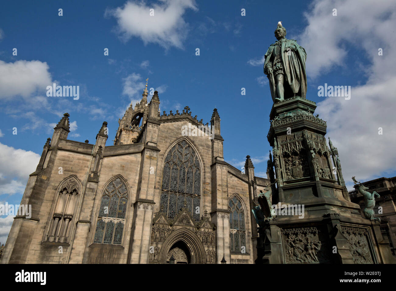 Edinburgh is scotlands capital city hi-res stock photography and images ...