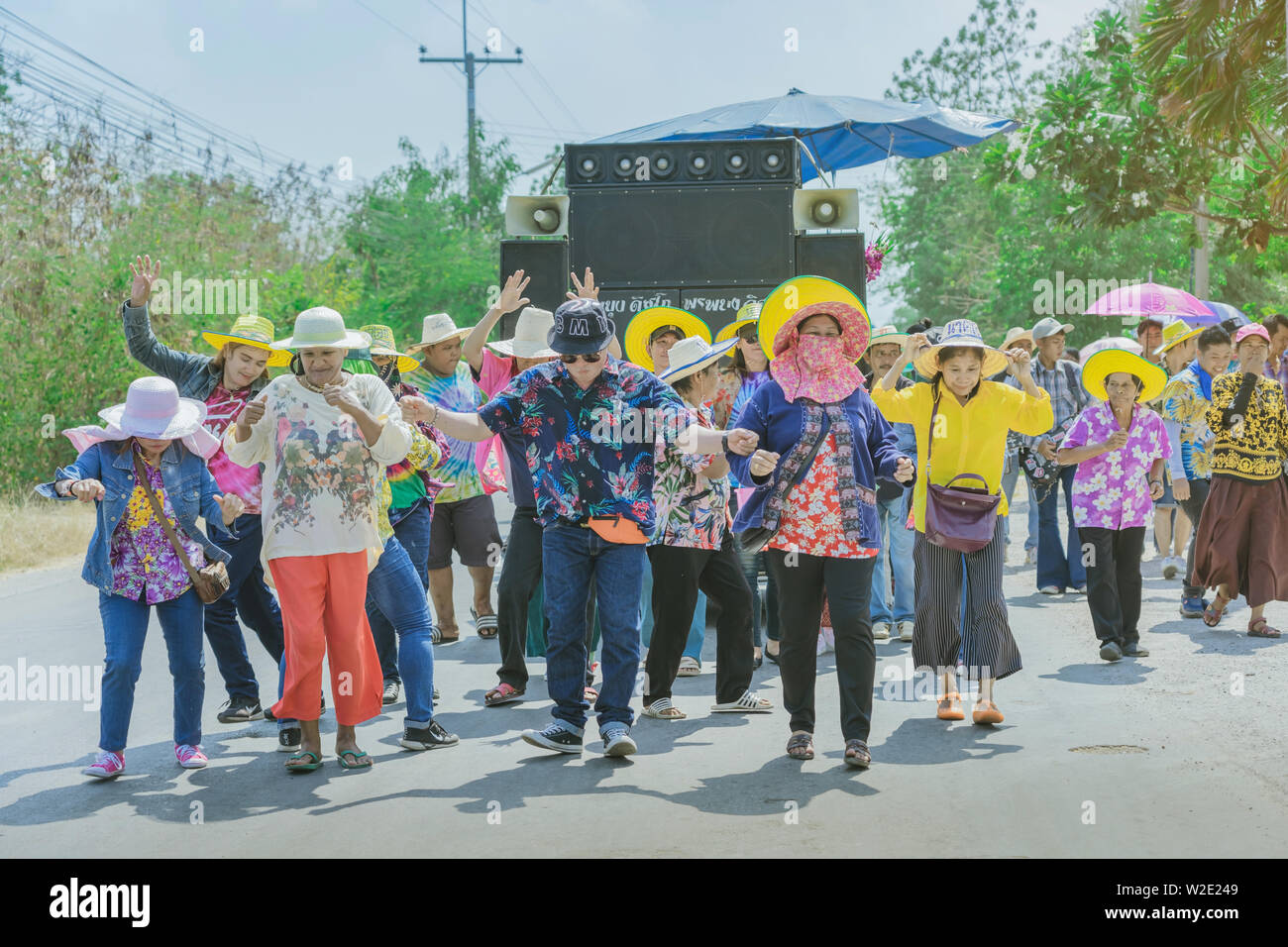 RATCHABURI-Thailand, April 14, 2019 : Unidentified Thai dancers with ...