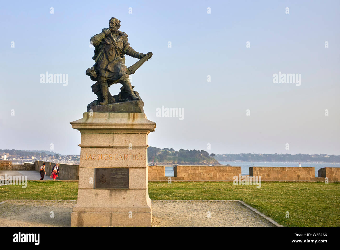Estatua De Jacques Cartier