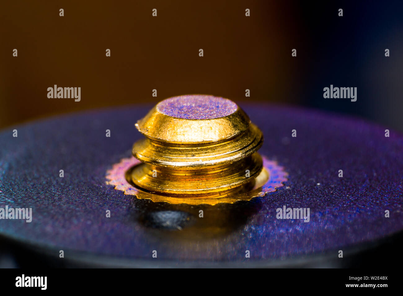 Tripod screw hi-res stock photography and images - Alamy