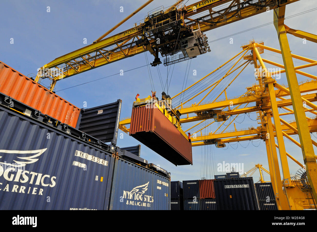 Laem chabang container port thailand hi-res stock photography and ...