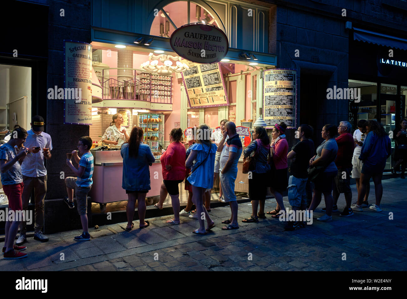 Queue up hi-res stock photography and images - Alamy
