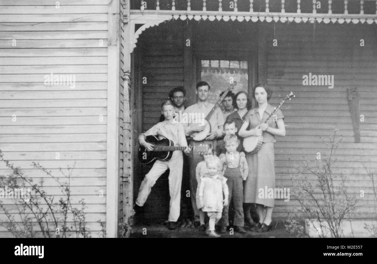 Pete Steele and family, Hamilton, Ohio ca. 1938 Stock Photo - Alamy