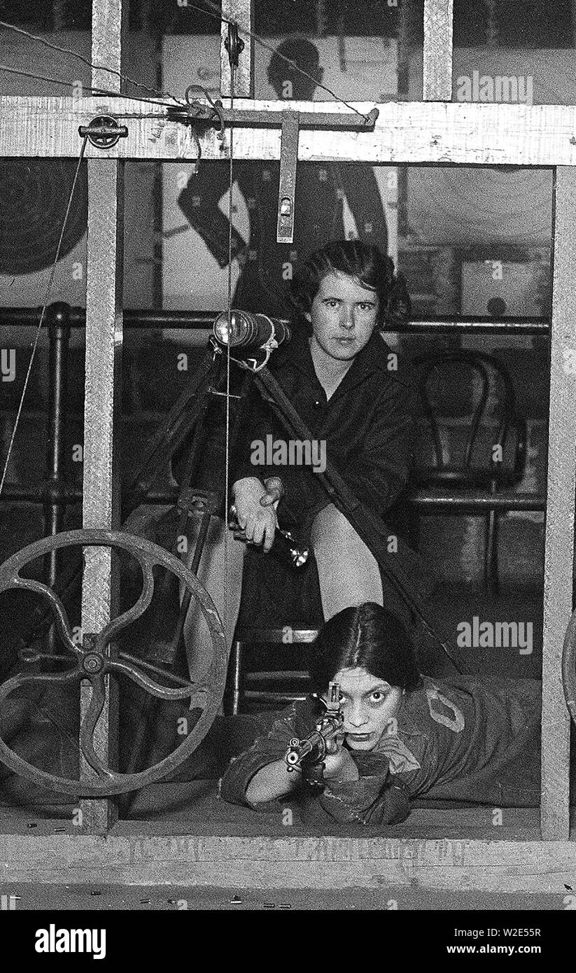 Marksmanship training Black and White Stock Photos & Images - Alamy