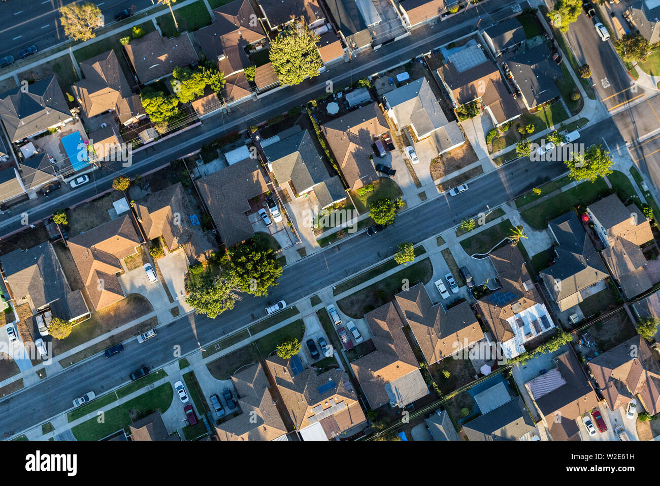 Aerial view of houses in residential suburb hi-res stock photography ...