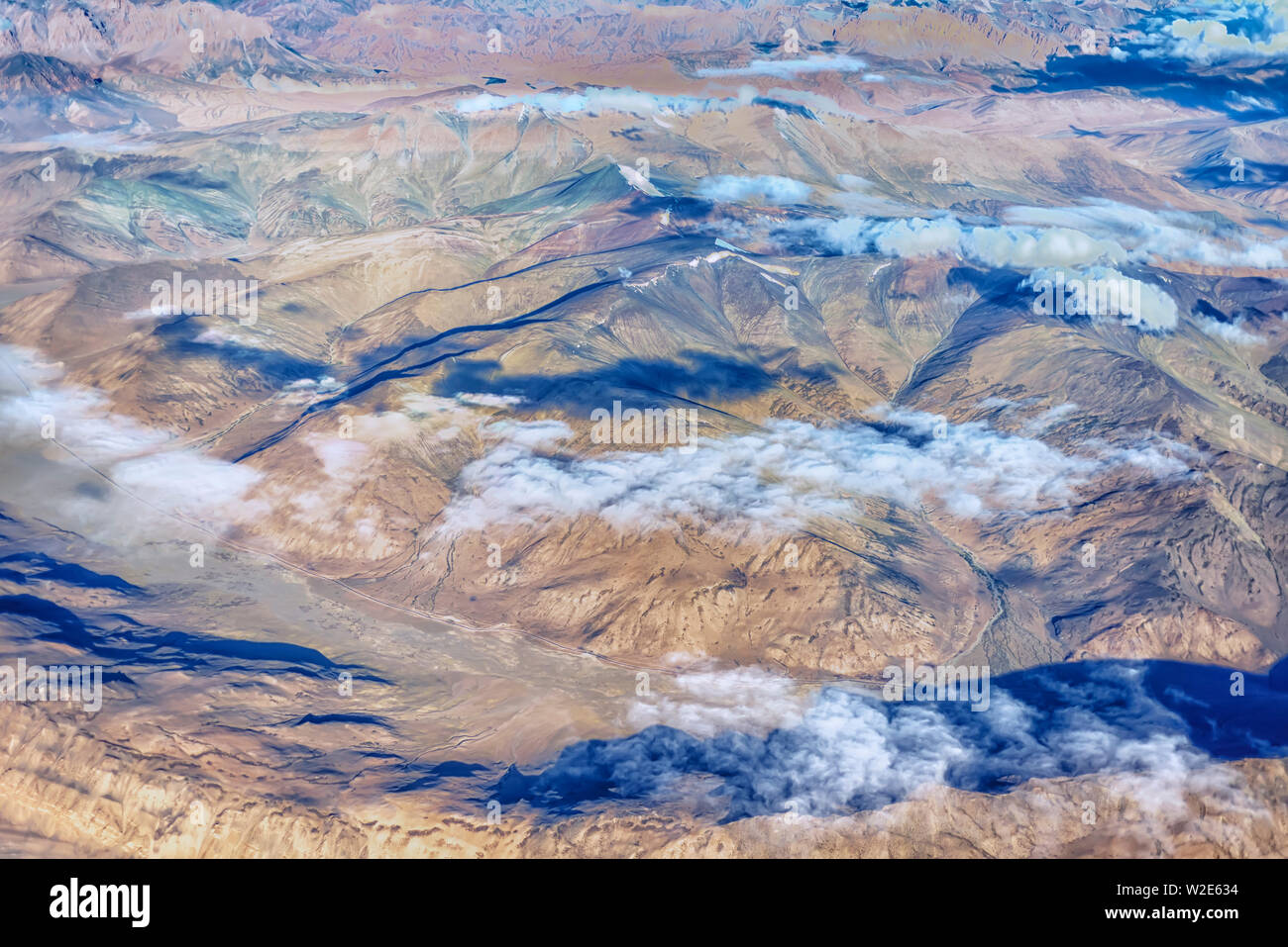 Spotty clouds over Leh-Manali highway passing through the More plains ...