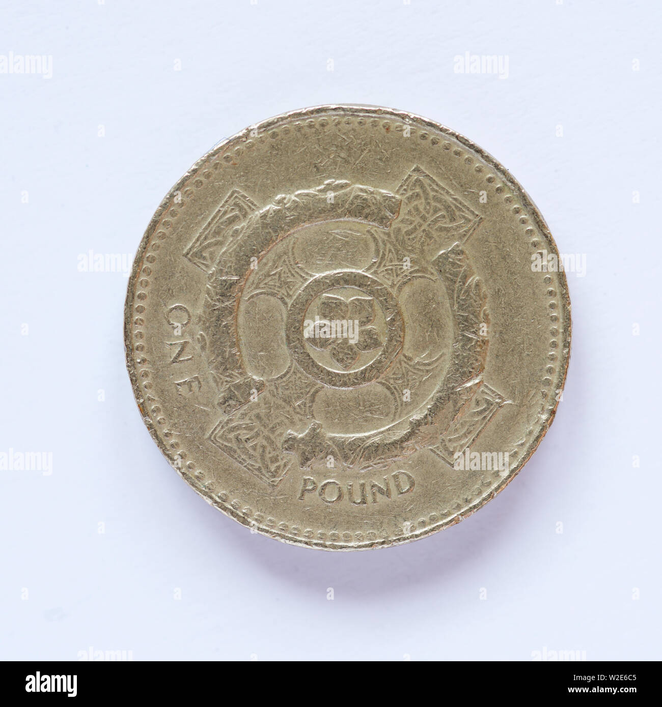 British One Pound Coin - 2001 Stock Photo - Alamy