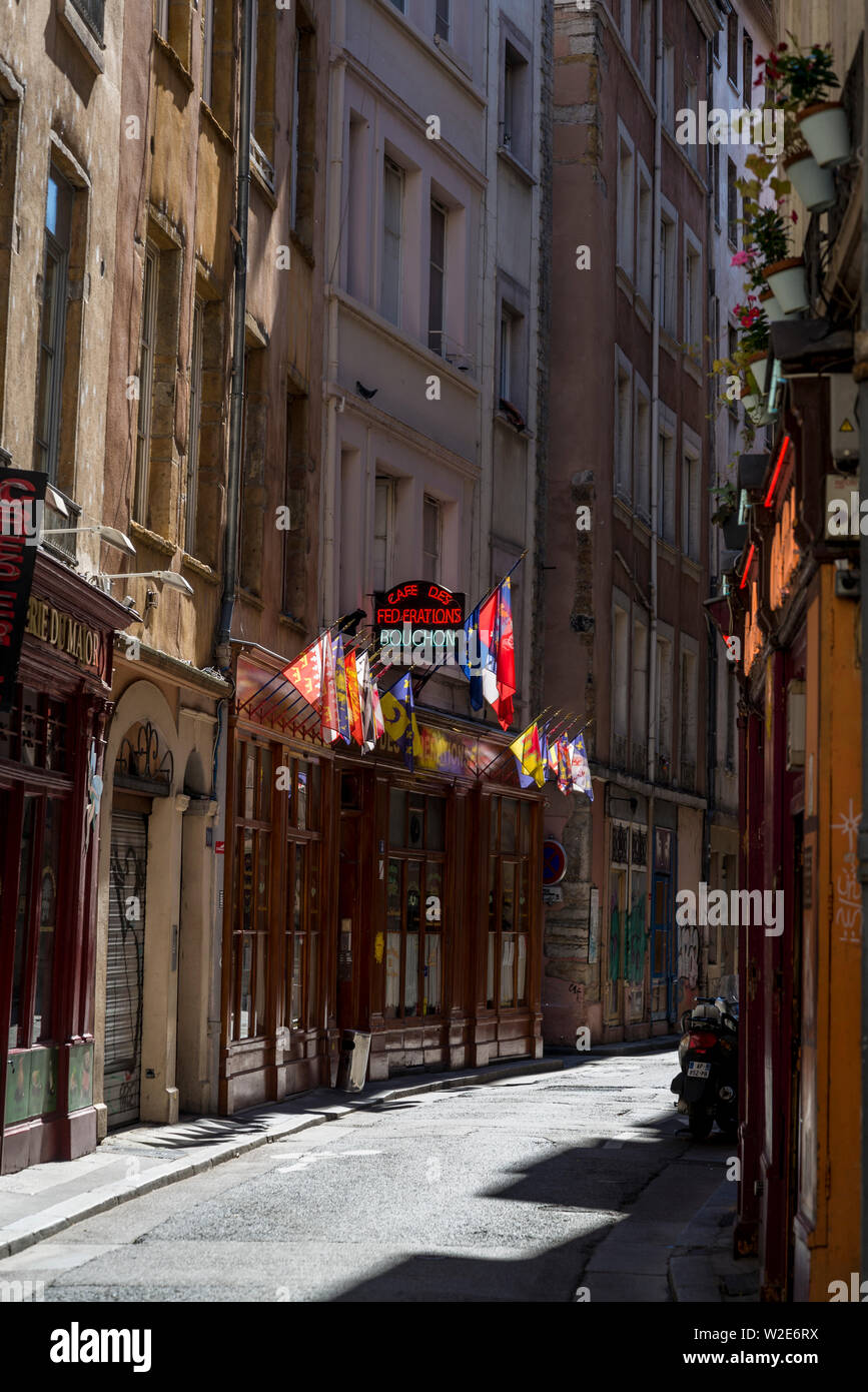 Lyon street downtown hi-res stock photography and images - Alamy