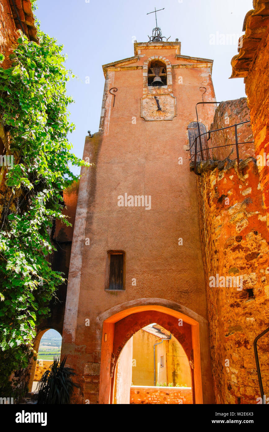 Roussillon france scenery hi-res stock photography and images - Alamy