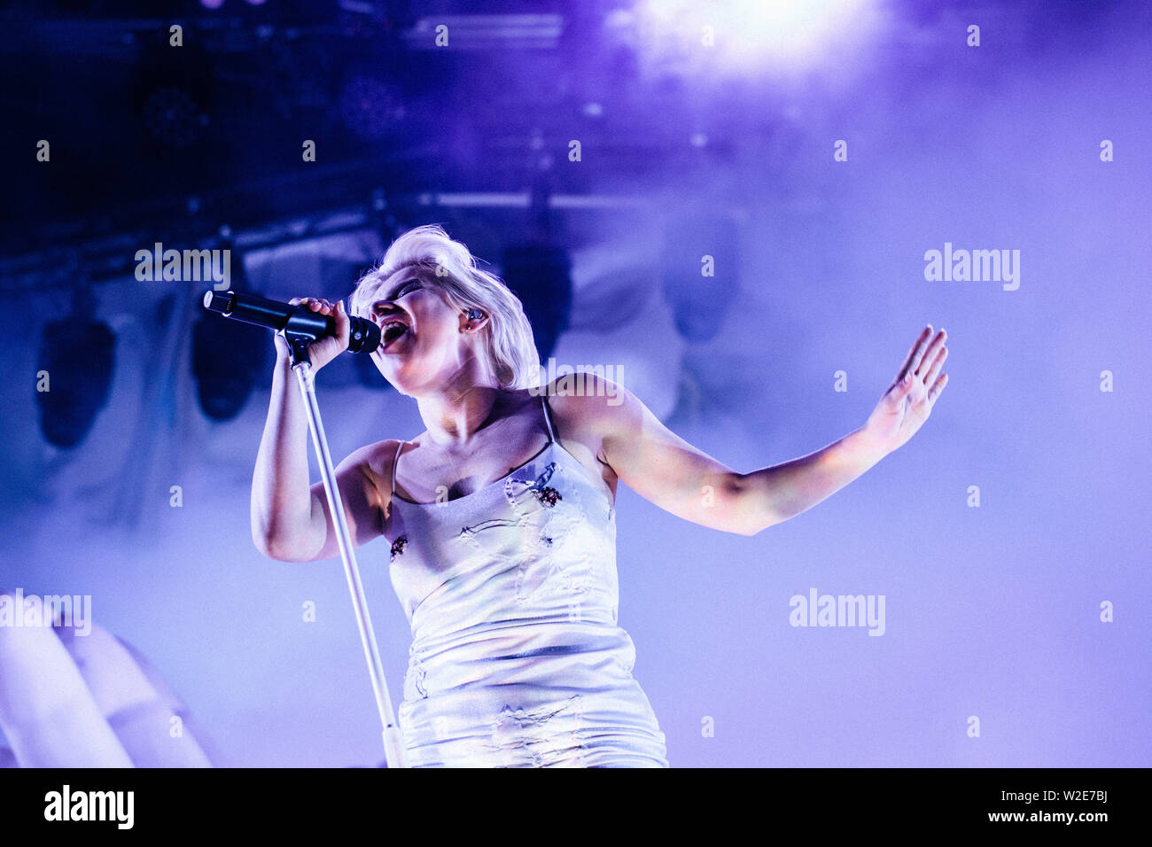 Robyn Singer 2019 High Resolution Stock Photography and Images - Alamy